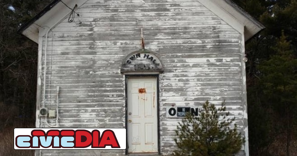 1898 Saratoga Town Hall to be Preserved at Point Basse - Civic Media