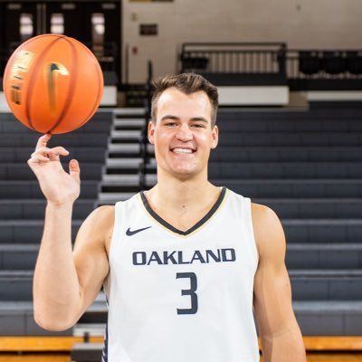 From Pewaukee to March Madness Legend: Jack Gohlke Shines in Oakland's ...