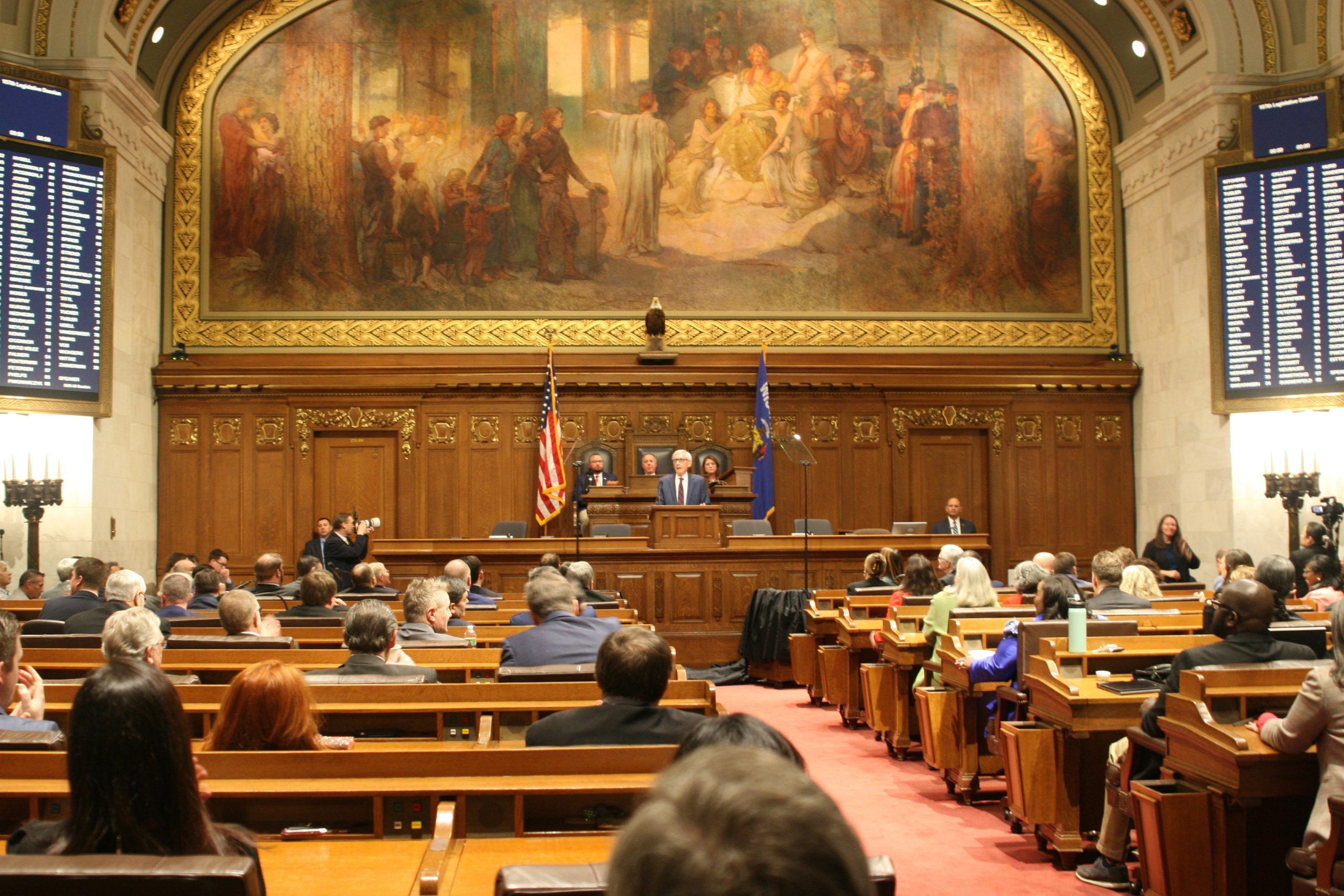 Here’s how Wisconsin’s state budget process works - Civic Media