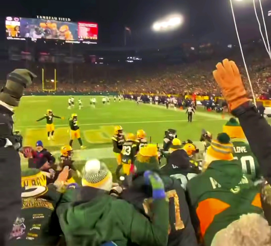 New Study Puts Packers Fans Among the NFL’s Most Attractive - Civic Media