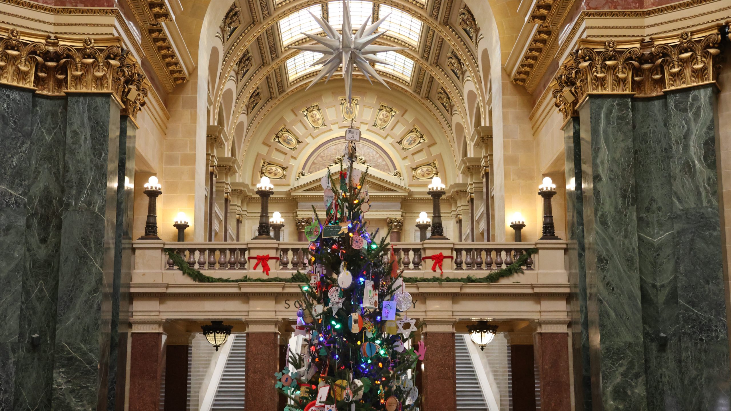 Evers lights Holiday Tree at the State Capitol - Civic Media